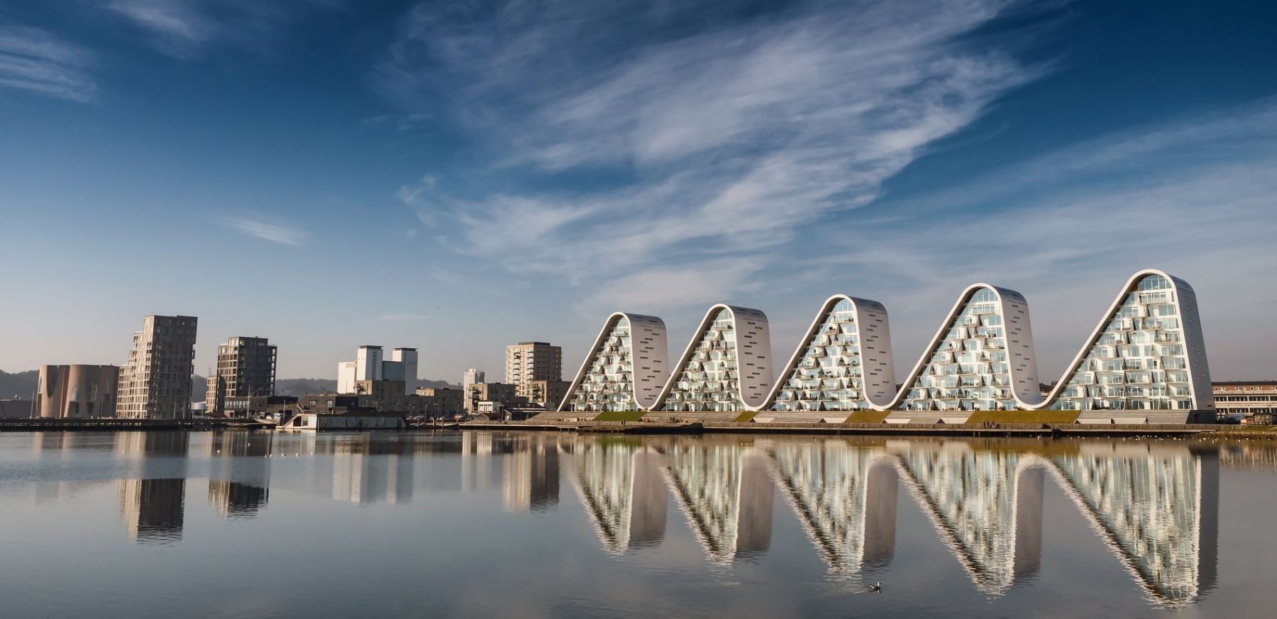 The Wave | The Metamodern Architect